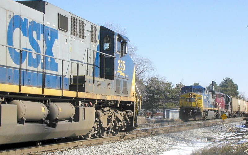 CSX 235 E492 meets Q389